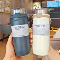 China Custom Stainless Steel Outdoor Travel Cup 710ml 550ml Insulated Tumbler with Silicone Rope for sale