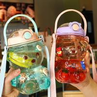 China Cute Bear Shape Plastic Water Bottle 1000ml with Straw for Kids Summer Gym for sale