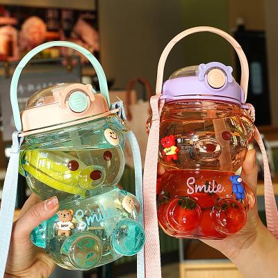 China Cute Bear Shape Plastic Water Bottle 1000ml with Straw for Kids Summer Gym for sale