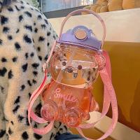 China Cute Bear Shape Plastic Water Bottle 1000ml with Straw for Kids Summer Gym for sale