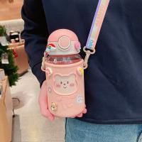 China Wholesale 3D Sticker Plastic Water Bottle for Kids 620ml BPA Free Cute Bear Bottle with Straw for sale