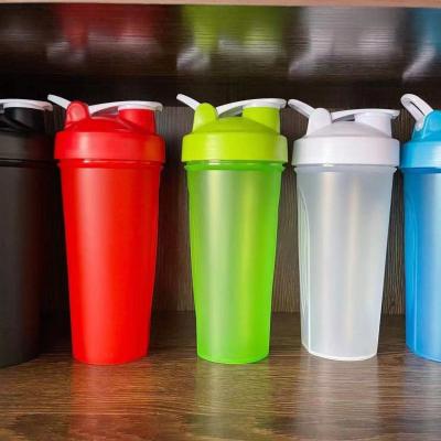 China BPA Free 700ml Plastic Protein Shaker Bottle Custom Logo Gym Fitness Cup 400ml 600ml for sale