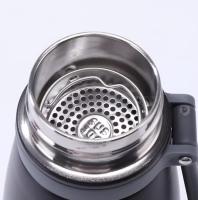 China Custom 316 Stainless Steel Vacuum Insulated Water Bottle 650ml 850ml Outdoor Sports Leakproof for sale