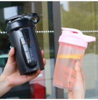 China Stocked Protein Powder Portable Shake Cup with Direct Drinking Method and Metal Ball for sale