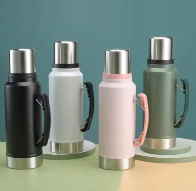 China 1000ml 1400ml Stainless Steel Vacuum Insulated Water Bottle Leakproof Thermos for Outdoor Climbing Camping for sale
