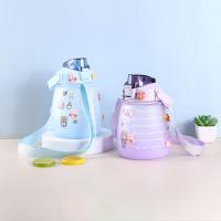 China Customer-oriented Service 45Oz Kids Water Bottle with Sticker and Large Capacity for sale