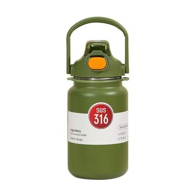 China 1000ml Stainless Steel Vacuum Insulated Water Bottle SUS304 External SUS316 Internal Flip Straw for sale