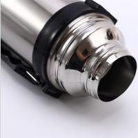 China Custom Vacuum Stainless Hiking Flask 1200ml 1800ml Leak Proof Insulated Water Bottle for sale