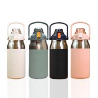 China 1300ml Reusable Vacuum Insulated Stainless Steel Water Bottle with Straw Lid and Handgrip 316 Inner for sale