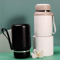 China Custom Logo 730ml Insulated Stainless Steel Water Bottle 316 for Coffee and Ice Water for sale