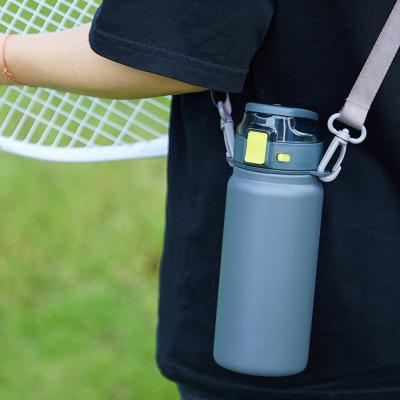China 316 Stainless Steel Double Wall Insulated Water Bottle 600ml Custom Sublimation for sale