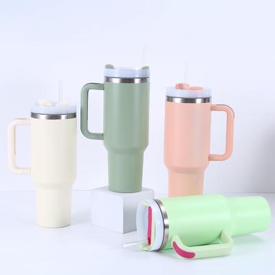 China Custom Logo 40oz Double Wall Stainless Steel Travel Tumbler with Handle for Hot Cold Drinks for sale