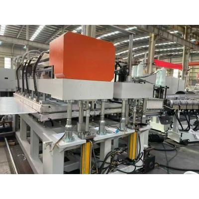 China PC Hollow Board Making Machine with 4-40mm Thickness and 1300-2100mm Width for Polycarbonate Sheet Extrusion for sale