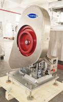 China 12 Ton Pressure TDP-120D Single Punch Pill Tablet Press Machine For Lab for sale