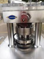 China ZP9 Pharmaceutical Pill Press Automatic Tablet Press Machine For Small Medium Batches for sale