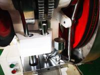 China Pharma TDP6T 6 Ton Hand Held Single Punch Tablet Press Machine for sale