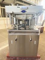 China Powerful Worm Gear Drive  Pharmaceutical Press Pill Machine For Salt Cube for sale
