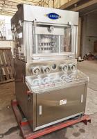 China 4 Pole Rotary Tablet Press Salt Cube Block Press Machine 69000pcs/H for sale