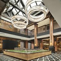China Custom Lamps Hotel Lobby Chandelier Chain Chandelier Modern With E12 Light Source for sale