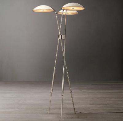 China Yihao Vintage Copper Floor Lamp with Customizable Design and Farmhouse Style for Living Room for sale