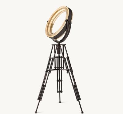 China Yihao Farmhouse Luxury LED Copper Adjustable Floor Standing Lamp with 3500K Warm White Light for Living Room and Hotel for sale
