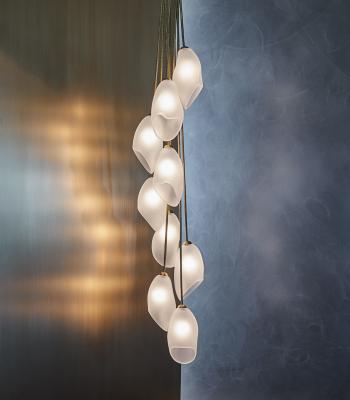 China Brass Body Adjustable Height Pendant Light with 2700K Warm White LED for Modern Living Room for sale