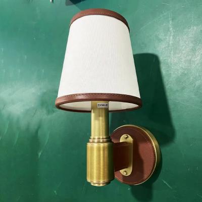China Modern Brass Wall Lamp with Warm White 3500K LED Light for Wall-mounted Living Room Decor for sale