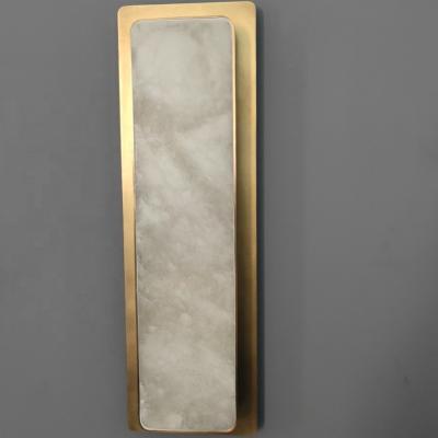 China Modern Brass and Alabaster Wall Lamp with Warm White 3500K Lighting for Living Rooms for sale