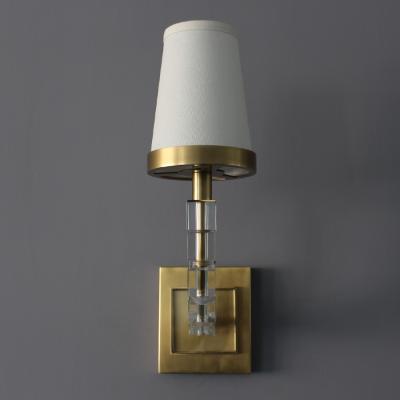 China Modern Brass Wall Lamp with 3500K Warm White Light for Elegant Indoor Decoration for sale
