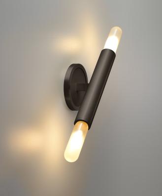 China Yihao Classic Brass Wall Sconce with 2700K Warm White Light and Modern Design for Living Room for sale