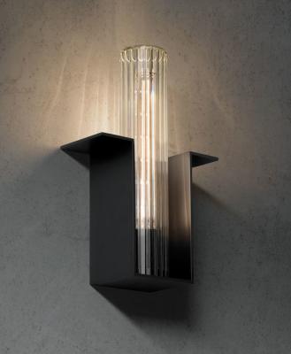 China Yihao Outdoor Brass Wall Lamp with Adjustable Height and 3000K Warm White Light for Modern Decorative Wall Lighting for sale