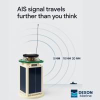 China 20 NM solar-powered marine navigation lantern beacon light for buoys with AIS AtoN support for sale