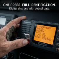 China Class B DSC VHF Marine Radio With Integrated GPS Positioning, Channel 70 Watch Keeping And MOB Alert Reception. for sale