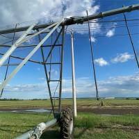 China 2024 Farmland Machinery Equipment Center Pivot Irrigation System Price Low for sale