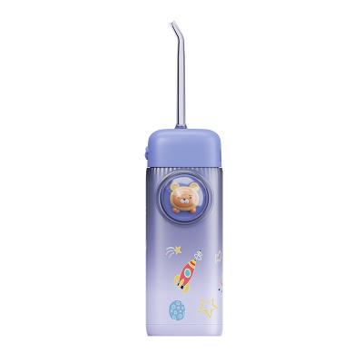 China Adjustable Kids Portable Water Flosser With 1250mAh Lithium Battery for sale