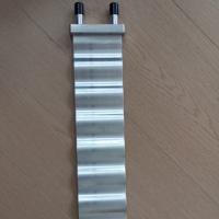 China Serpentine Tube Liquid Cold Plate Lightweight Cylindrical Battery Cooling Plate 18650 21700 4680 for sale