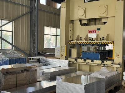 China Utility-Scale 104S Stamped Brazed Liquid Cooling Plate with Optimized Flow Channels for sale