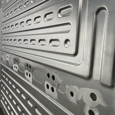 China Liquid Flow Cooler Aluminum Cooling Plate 1186x685mm 970x362mm ISO14001 for sale