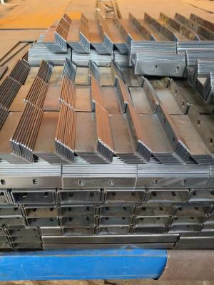 China Rustproof Galvanised Sleeper Retaining Wall Brackets GB Standard for sale