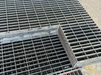 China Galvanized Prefabricated Steel Staircase For Outdoor Spaces High Strength Metal Steps With Anti Corrosion for sale