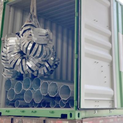 China 9M / 10.5M / 12M Octagonal Galvanized Steel Electric Pole For Cables Hanging for sale