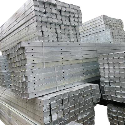 China Hongxin Illumination Facilities 8FT/10FT Rectangular Galvanized Q235 Steel Cross Arms for sale