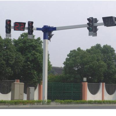 China 10m Custom Steel Pole Street Lamp Pole Traffic Signal Pole For Sale for sale