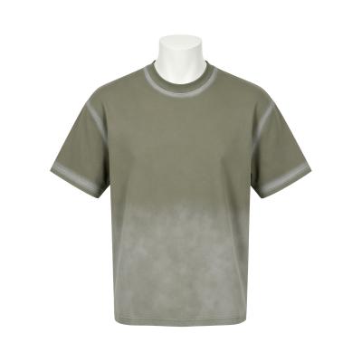 China 280GSM Heavyweight Cotton Tee Gradient Spray Snow Wash T Shirt Retro for sale