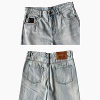 China Light Men's Jeans Loose Mid Waist Straight Jeans Vintage Wash for sale