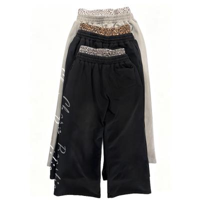 China Faded Mens Wide Leg Pants Leopard Waist Terry Wide Leg Sweatpants Vertical Letter Embroidery for sale