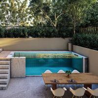 China Custom Cast Clear Acrylic Swimming Pool Clear Coffee Color Wood Plastic Board Perspex for sale