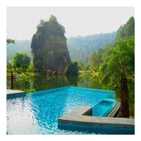 China Clear Luxury Garden Acrylic 6 Meter Swim Spa Pool for Easy Installation and Clear Water for sale