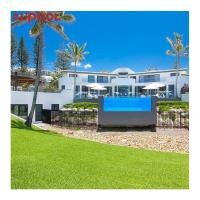 China Custom Lucite Acrylic Prefabricated Integrated Swimming Pool for Private Residence for sale