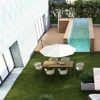 China Custom Outdoor Living Solution Prefab Wooden Villa with Acrylic Swimming Pool in India for sale